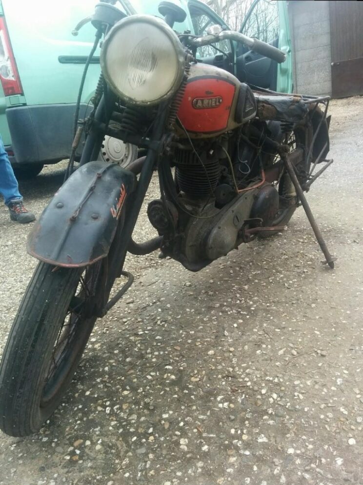 Ariel - Barn find herstellen naar origineel - Bikerbook