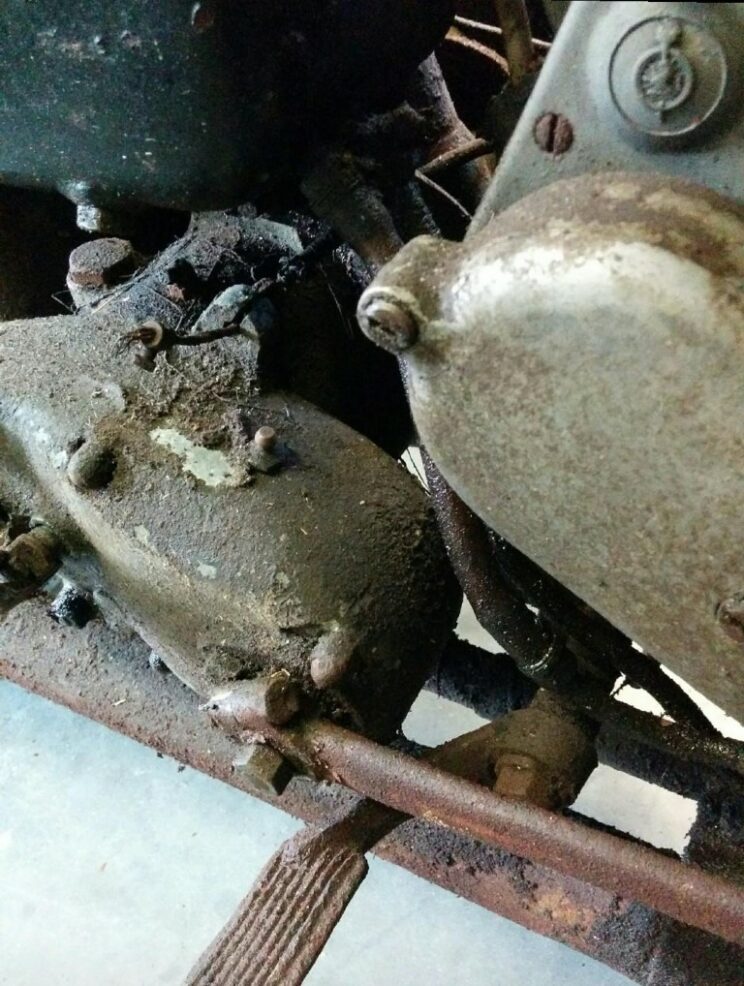 Ariel - Barn find herstellen naar origineel - Bikerbook