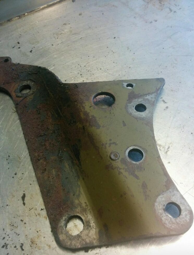 Ariel - Barn find herstellen naar origineel - Bikerbook